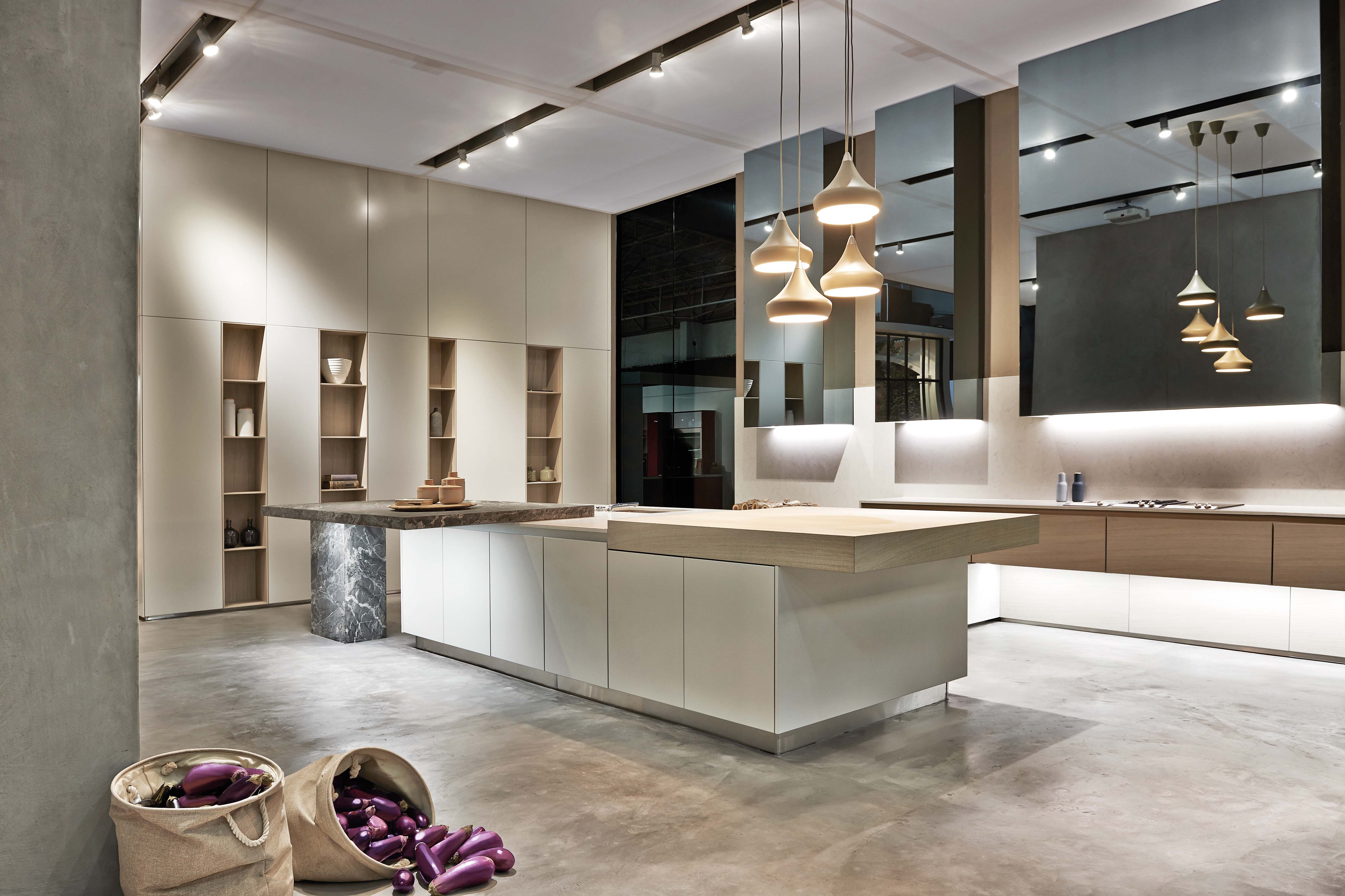 Counter Balance - Signature